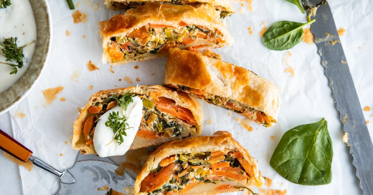 Lauch-Strudel mit Karotten und Spinat | www.1000gutegruende.de